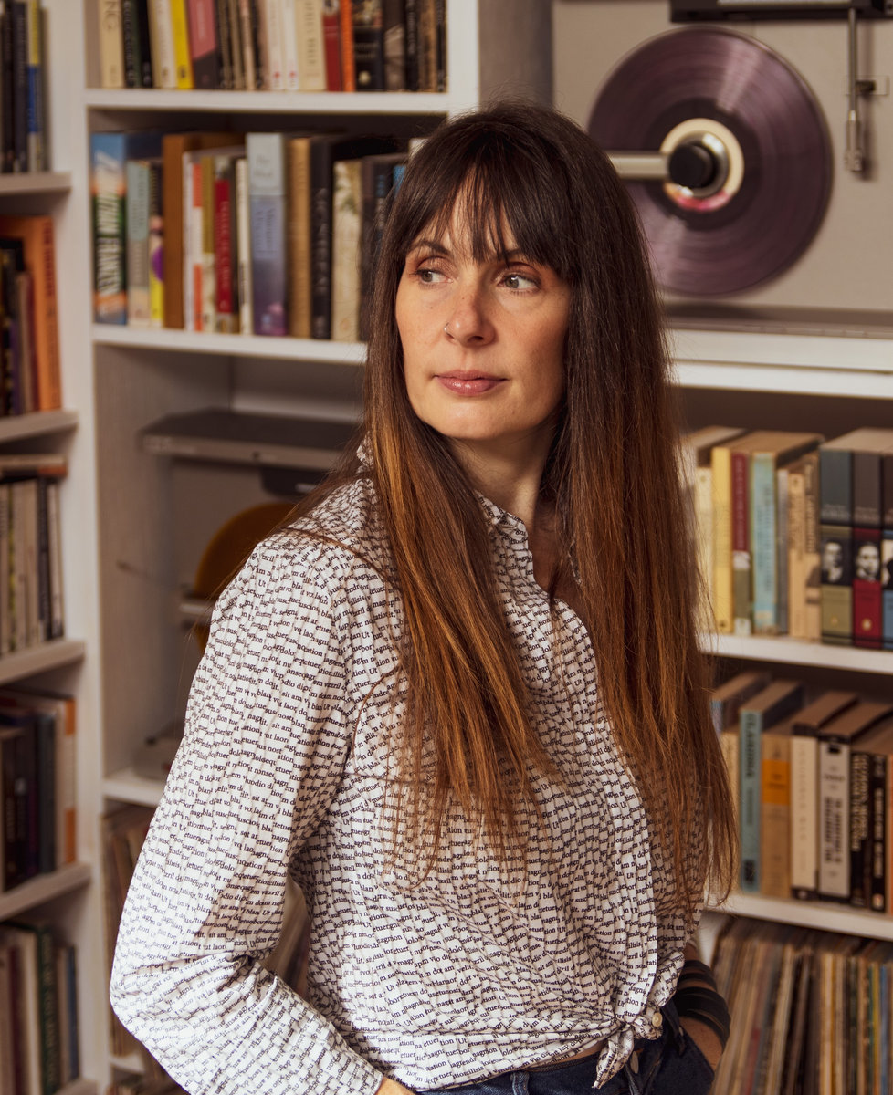 The Signal | Elizabeth Shepherd