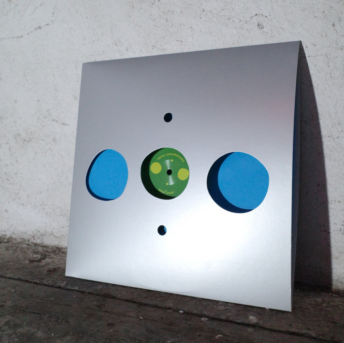 controlled entry | Naone