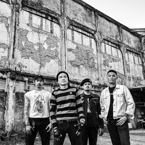 Music | Critical Issues