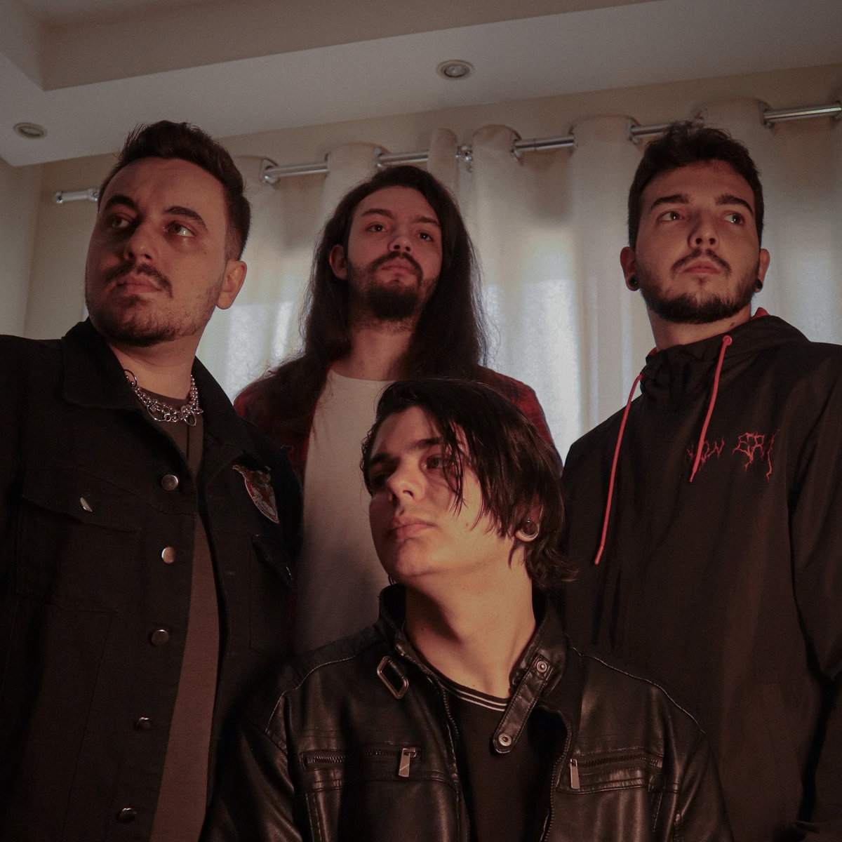 Alvorada | Falling Ashes