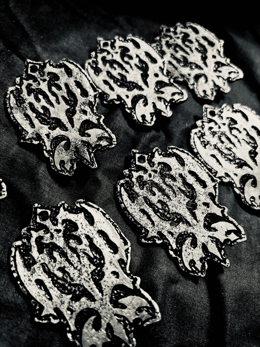 MX initial Logo pin | Mysterivm Xarxes