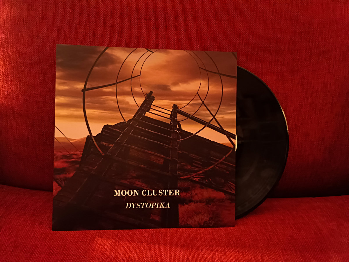 Dystopika | Moon Cluster