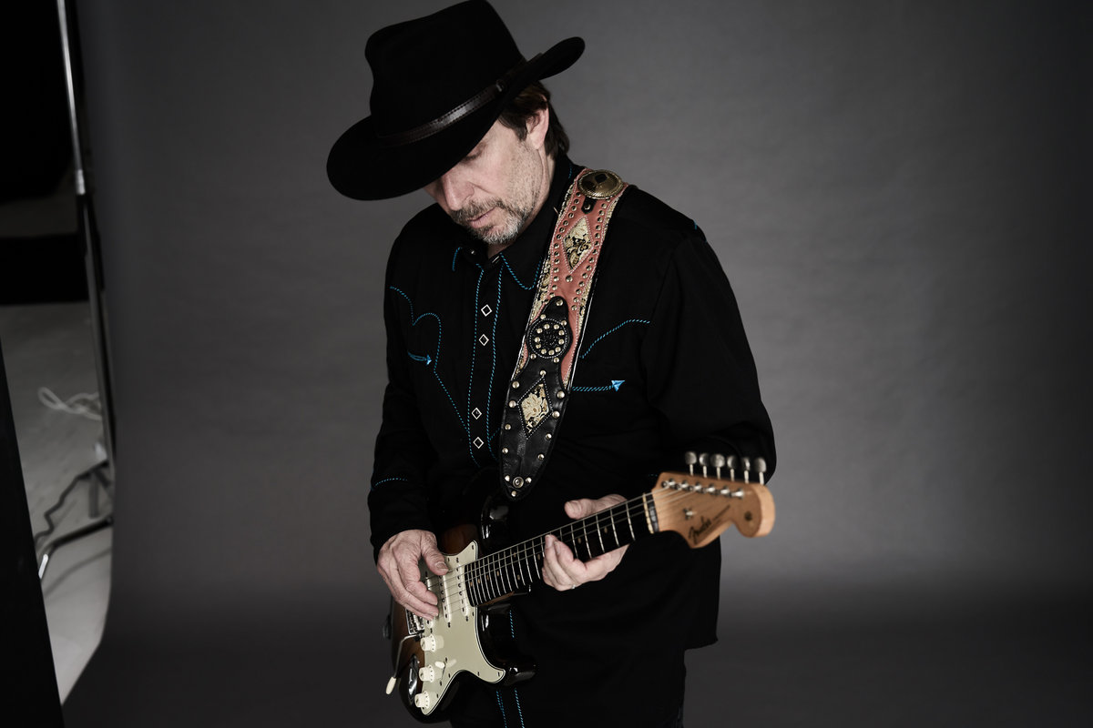 Long Shadows | Roger Street Friedman