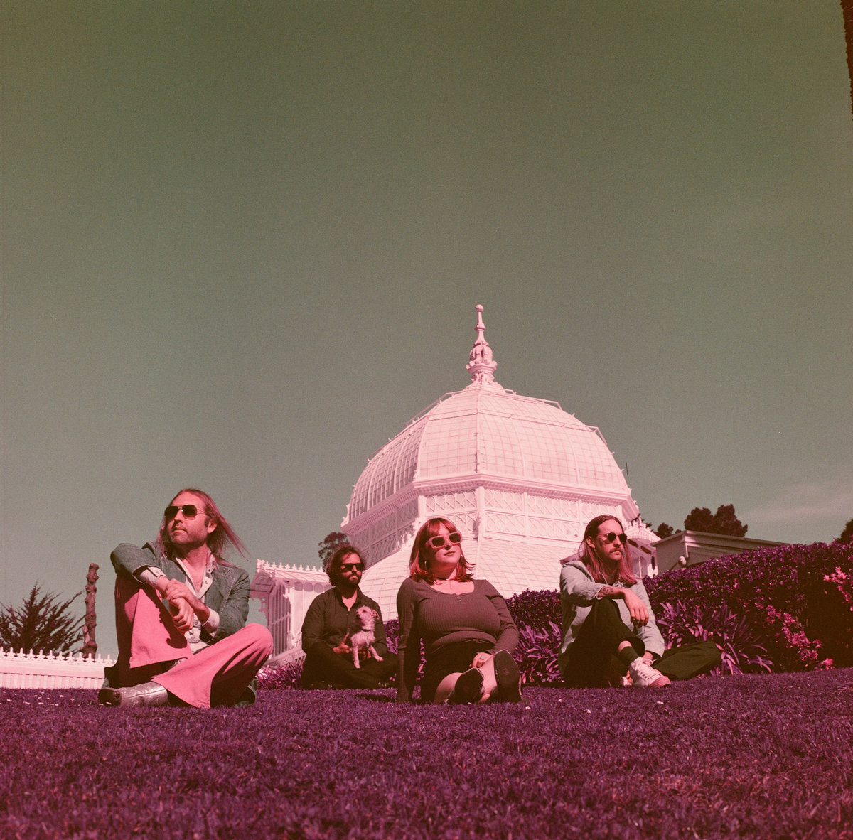 Moon Daze - Back To Earth | Moon Daze