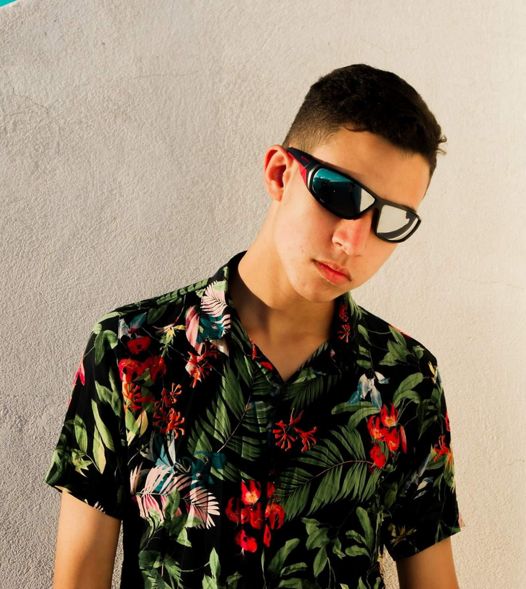 Wave (Original Korean Hip-Hop/R&B Song) | Erec