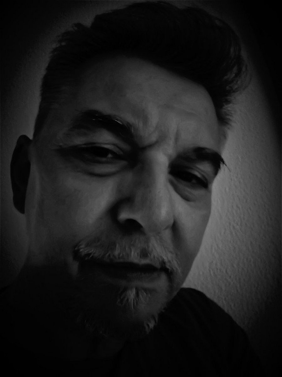 Golden Waves | Stan Gray