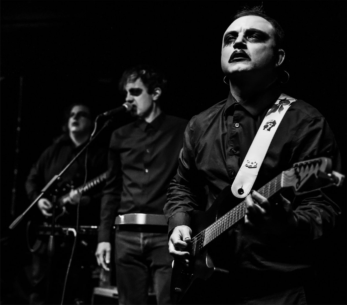 The Grips | Skull Family