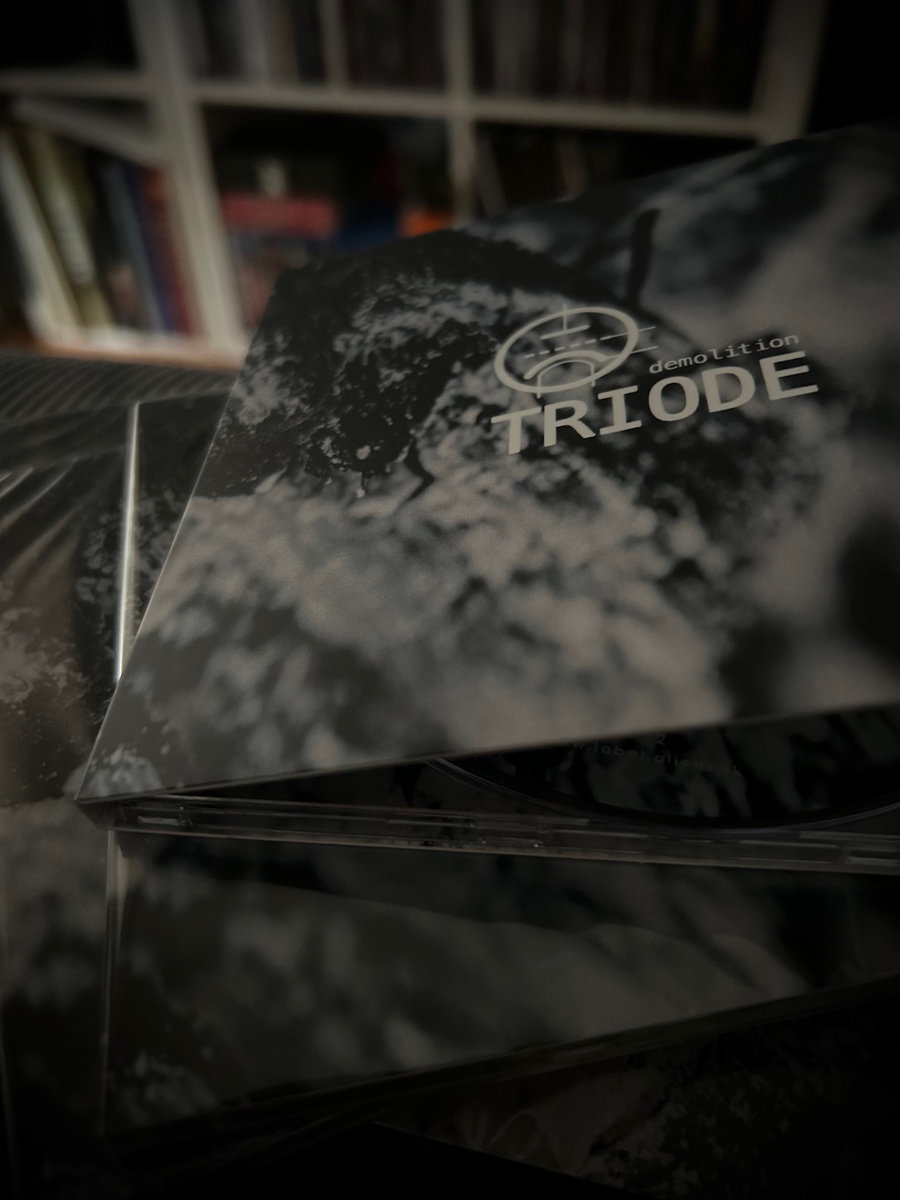 Demolition | Triode | aliens production