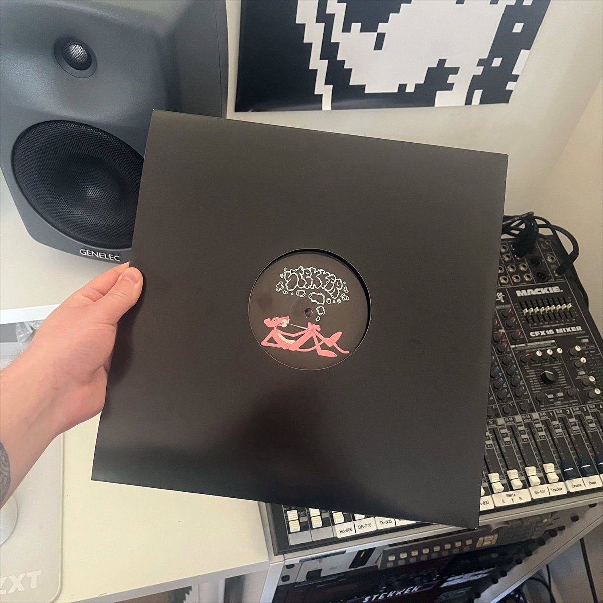 RNT-STKR01 | stekker | ruff 'n tuff records