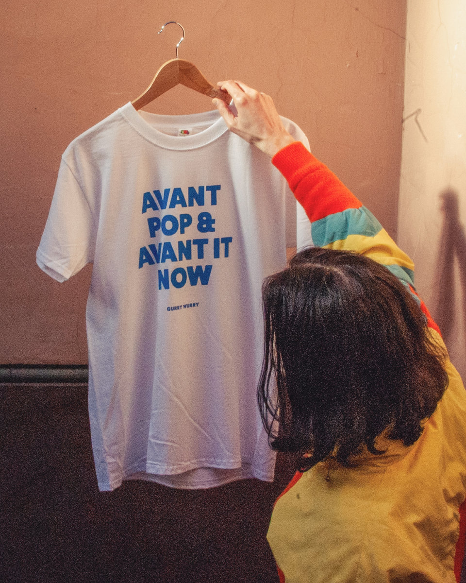Avant Pop Tee – White/Blue | Gurry Wurry