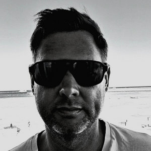 Music | Steve Hein - Synthesizer