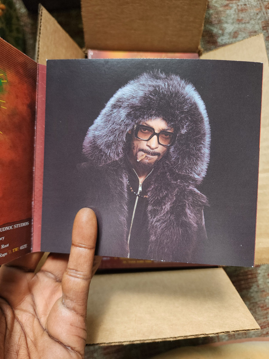 All Seeing IZE On Me | 4-IZE