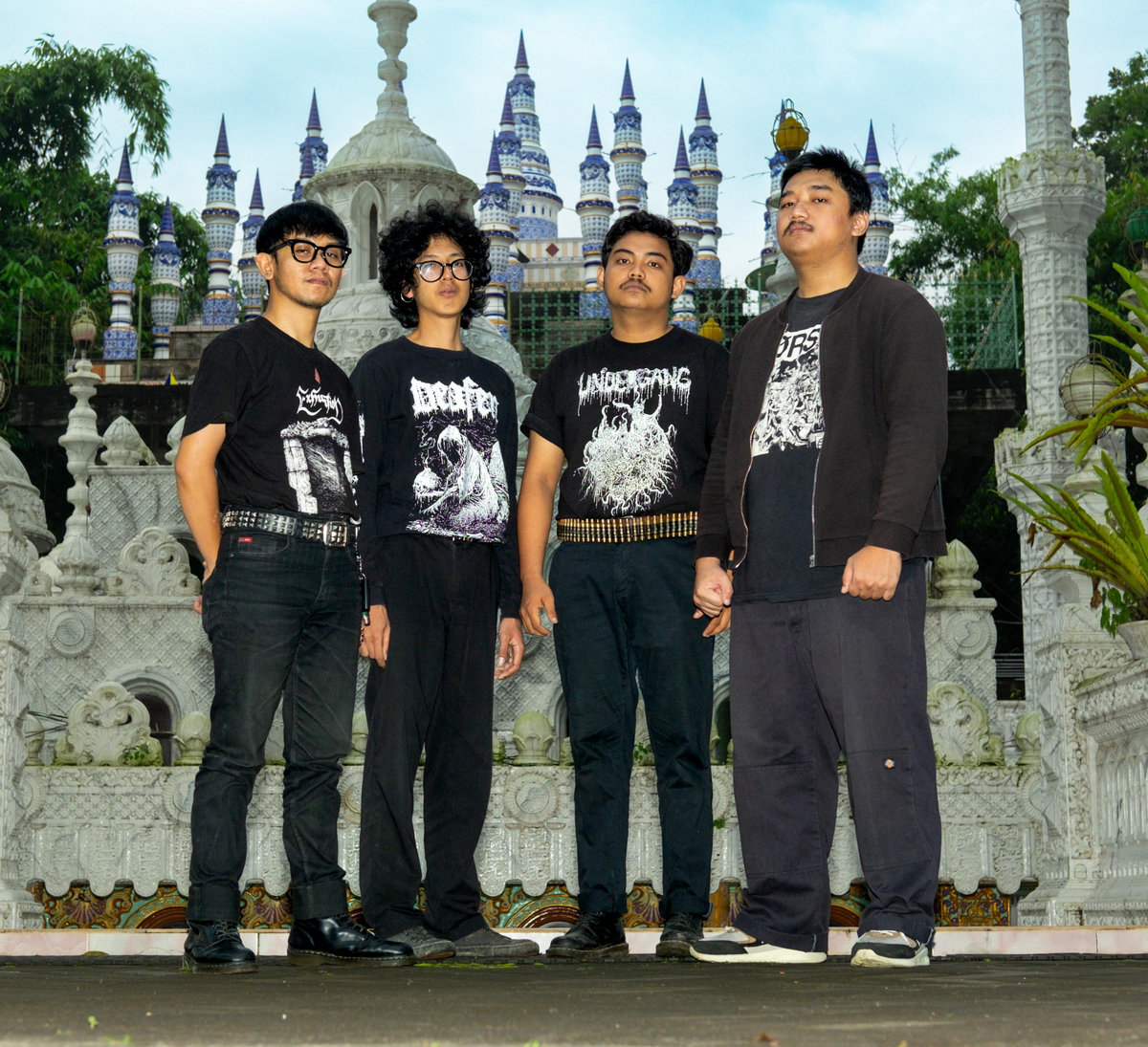 DEMOLISH THE FORTRESSES OF THE MOCKING SPIRIT | TOZZ