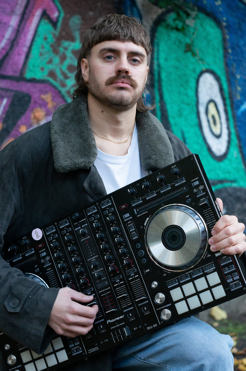 Balearic Booty Shake | Barnow