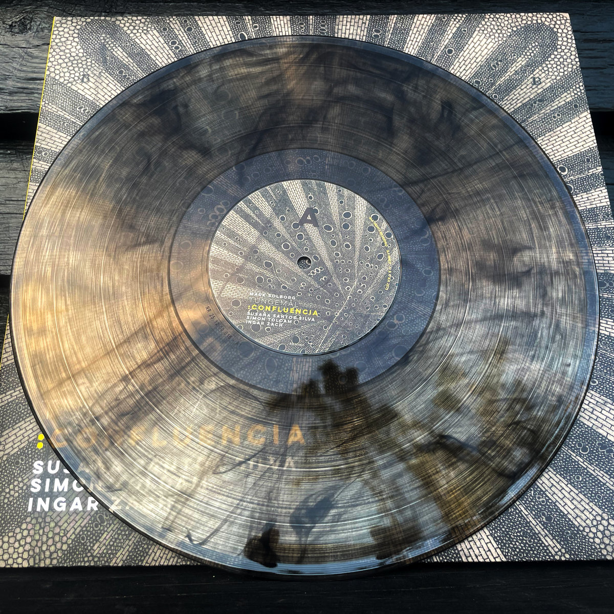 TUNGEMÅL :Confluencia | Mark Solborg