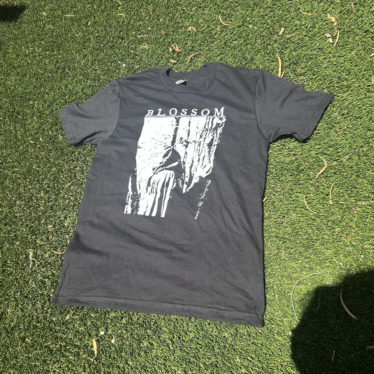 Cloak T-shirt | Blossom