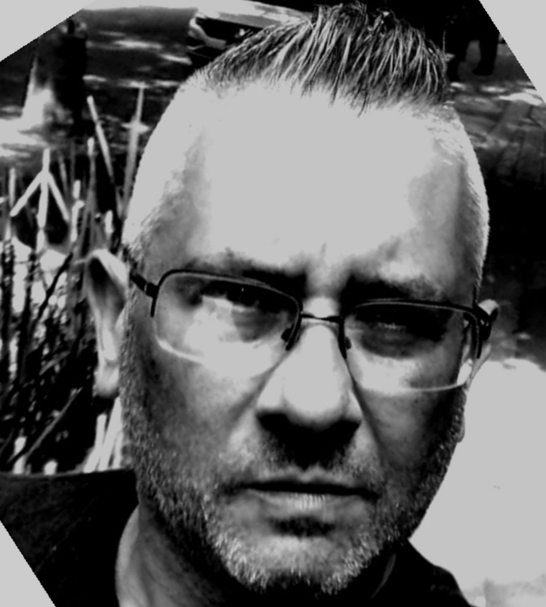 Glitched Foundation | David Durst