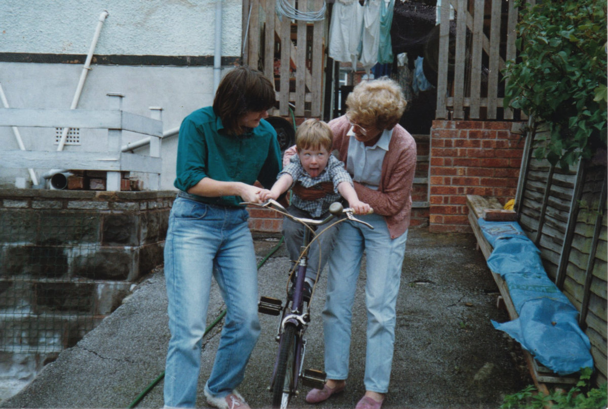 It's Only a Movie | Die Dan Die