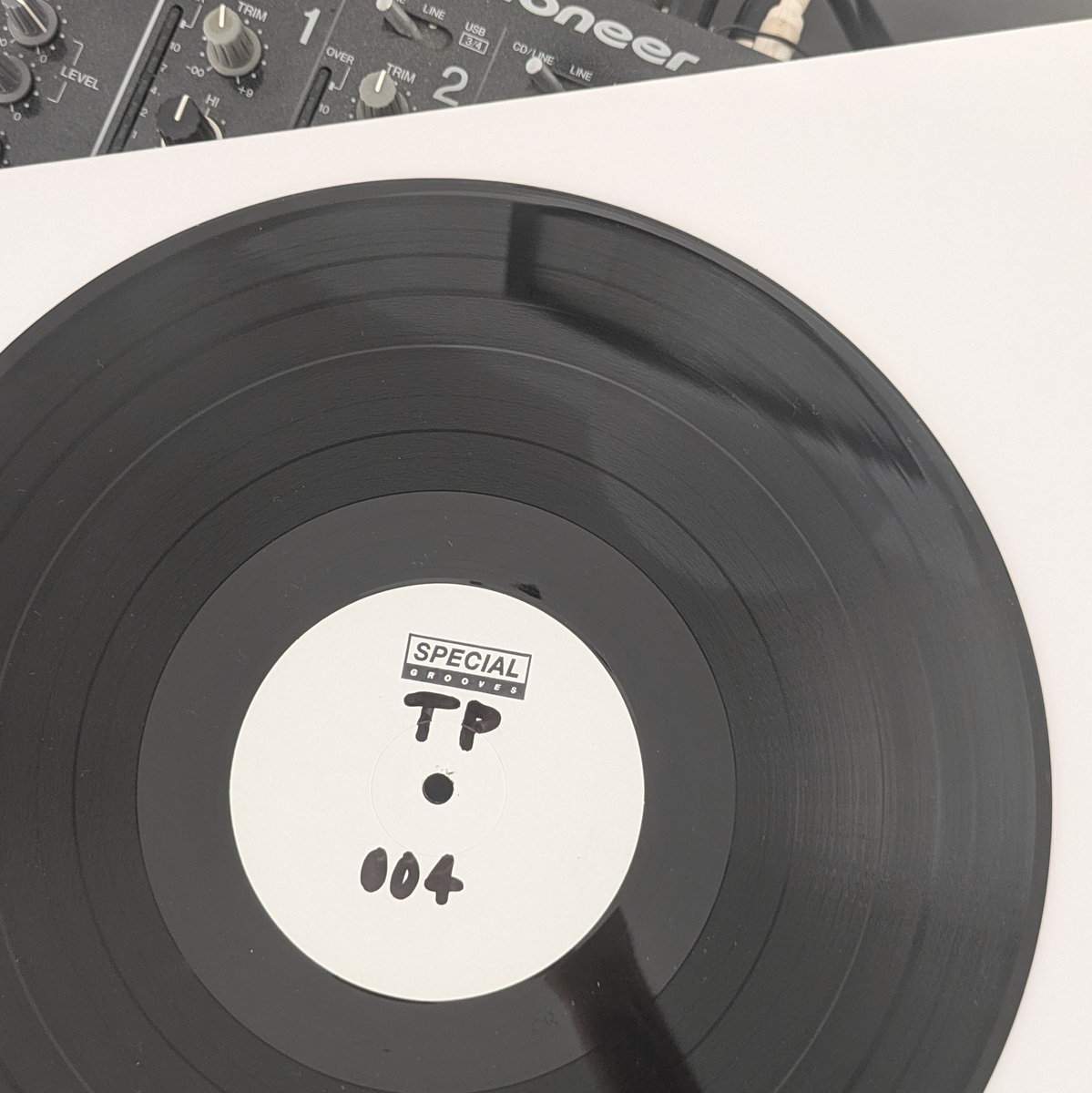 TEST Press - Bress Underground - Thriller EP | Special Grooves