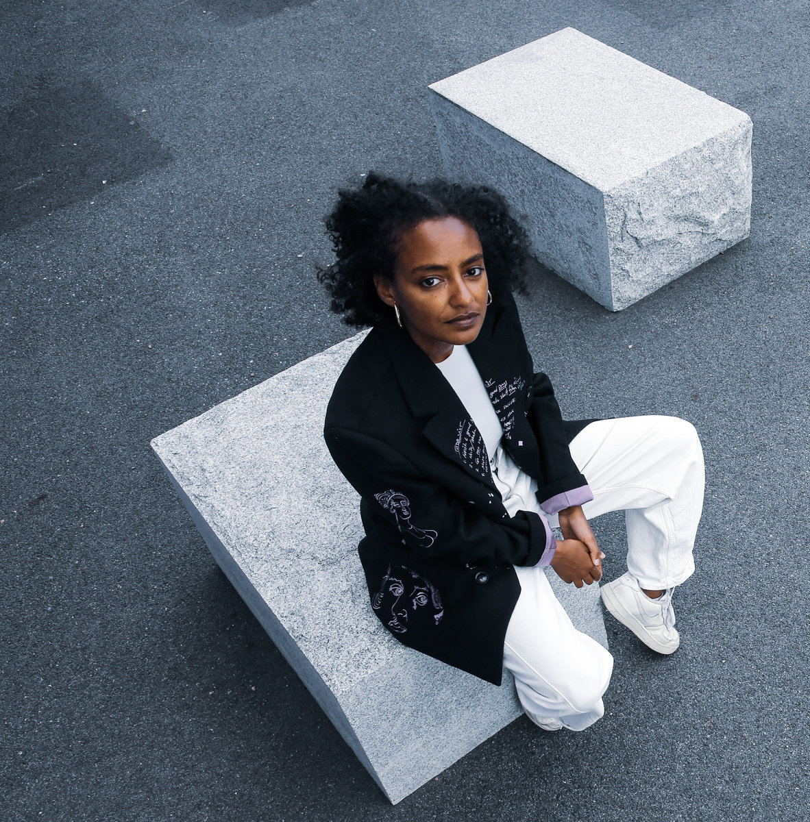 Mais Uma | Aïda Mekonnen Caby