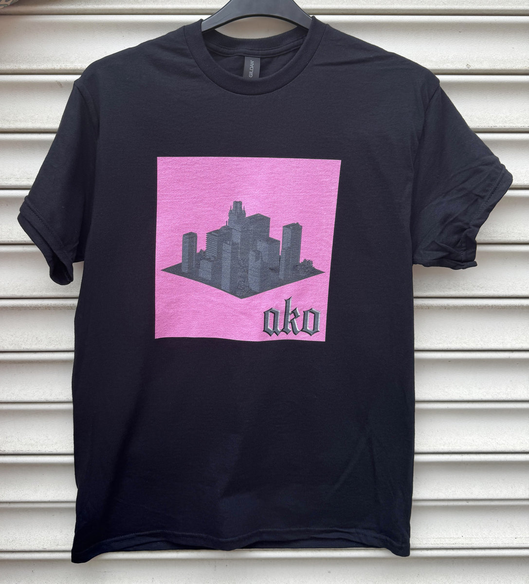 ako tee (2025 - city logo) | ako