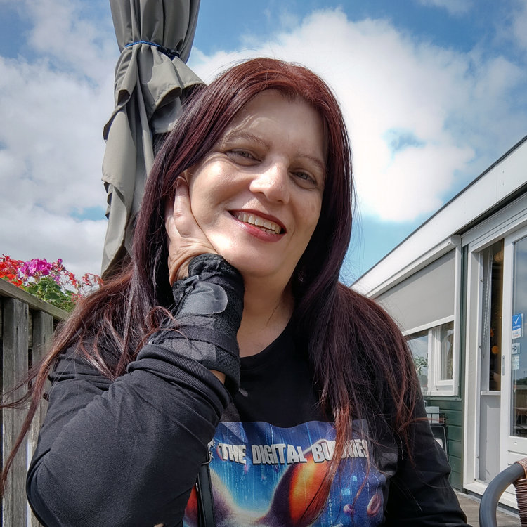 Music | Cynthia & The Digital Bunnies