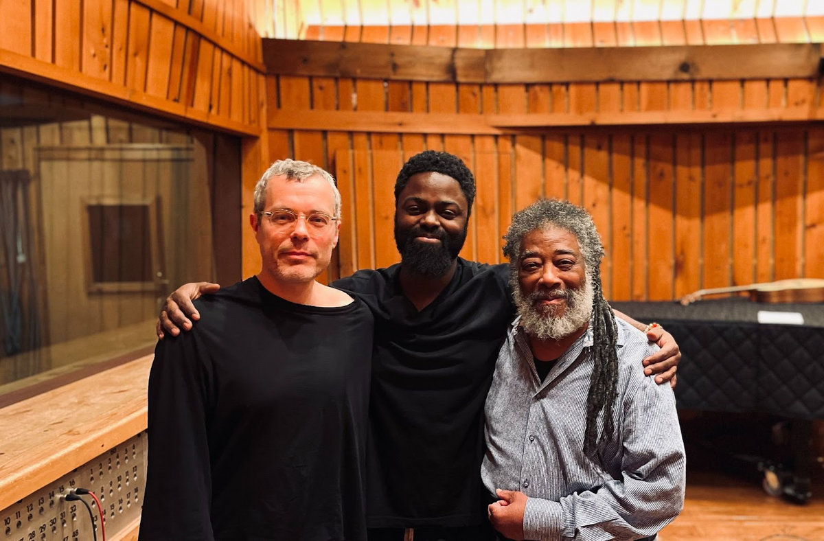 Murasaki | Wadada Leo Smith, Jakob Bro, Marcus Gilmore | Loveland Music