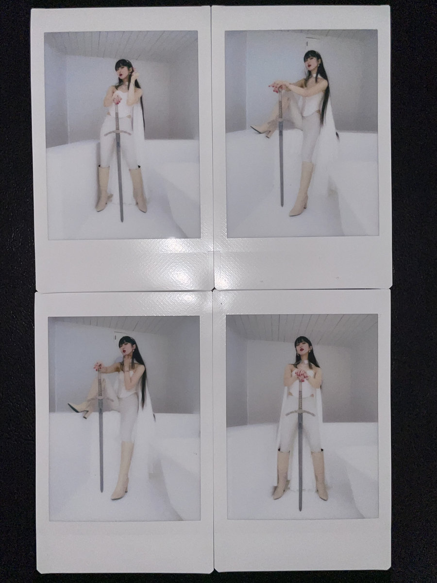 Serpent's Aubade "White Queen" 2 Cheki Set | Isiliel