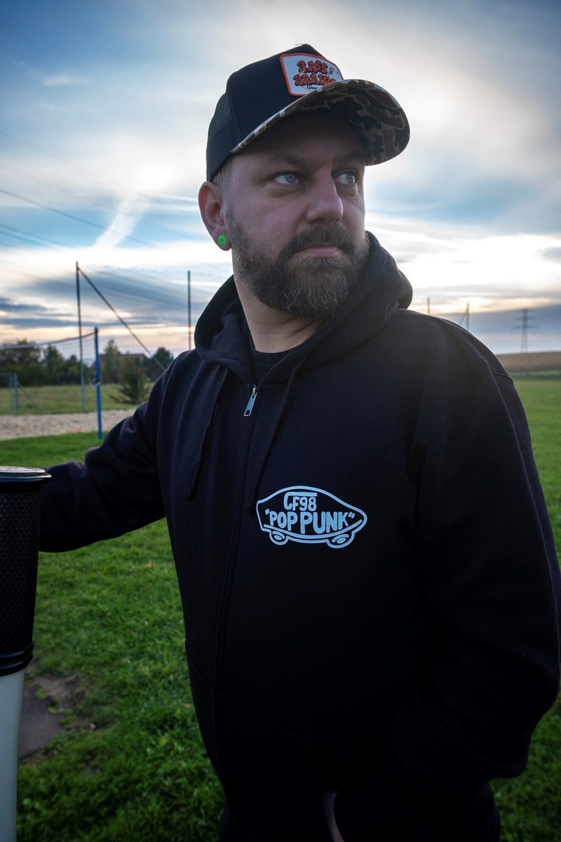 Black Hoodie CF98 Vans rip off / Tombstone | CF98