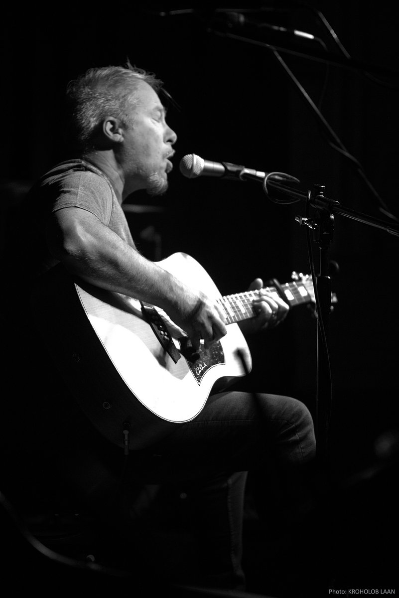 ZERO RADIO | BRETT FRANKE SINGER SONGWRITER