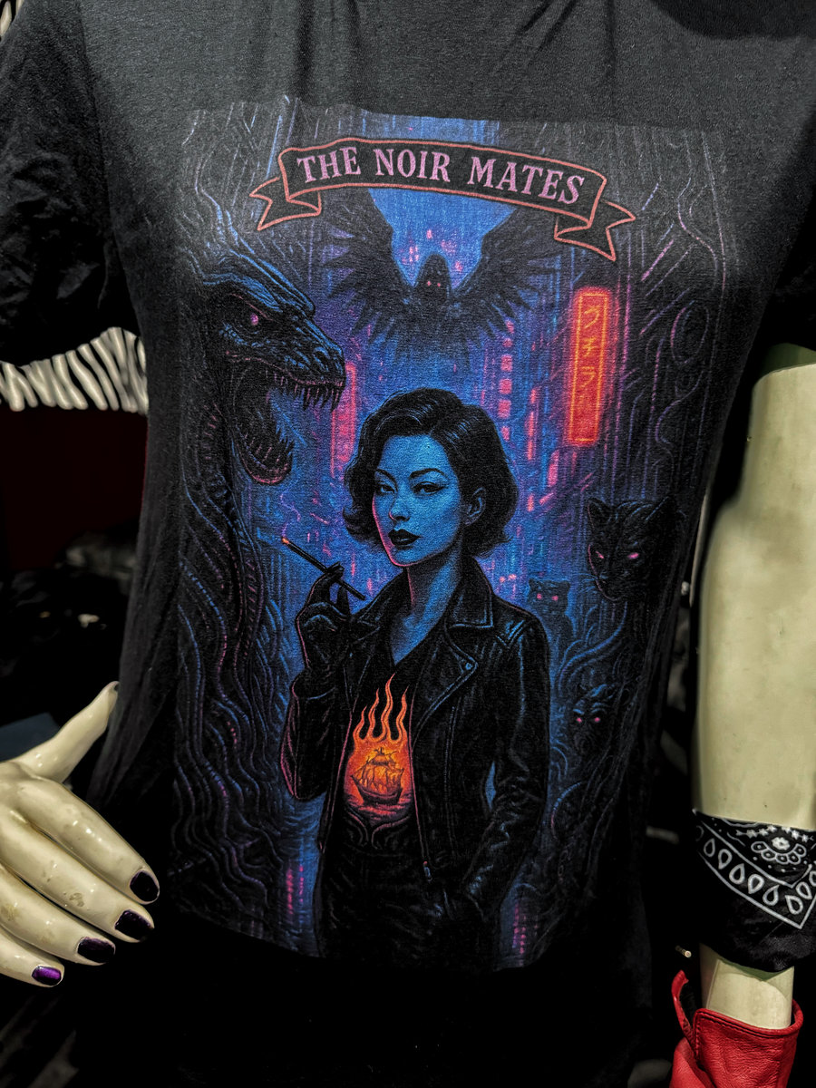 Nu Tokyo Vampire Police Officer Eri (Double sided tee shirt) Violet ...