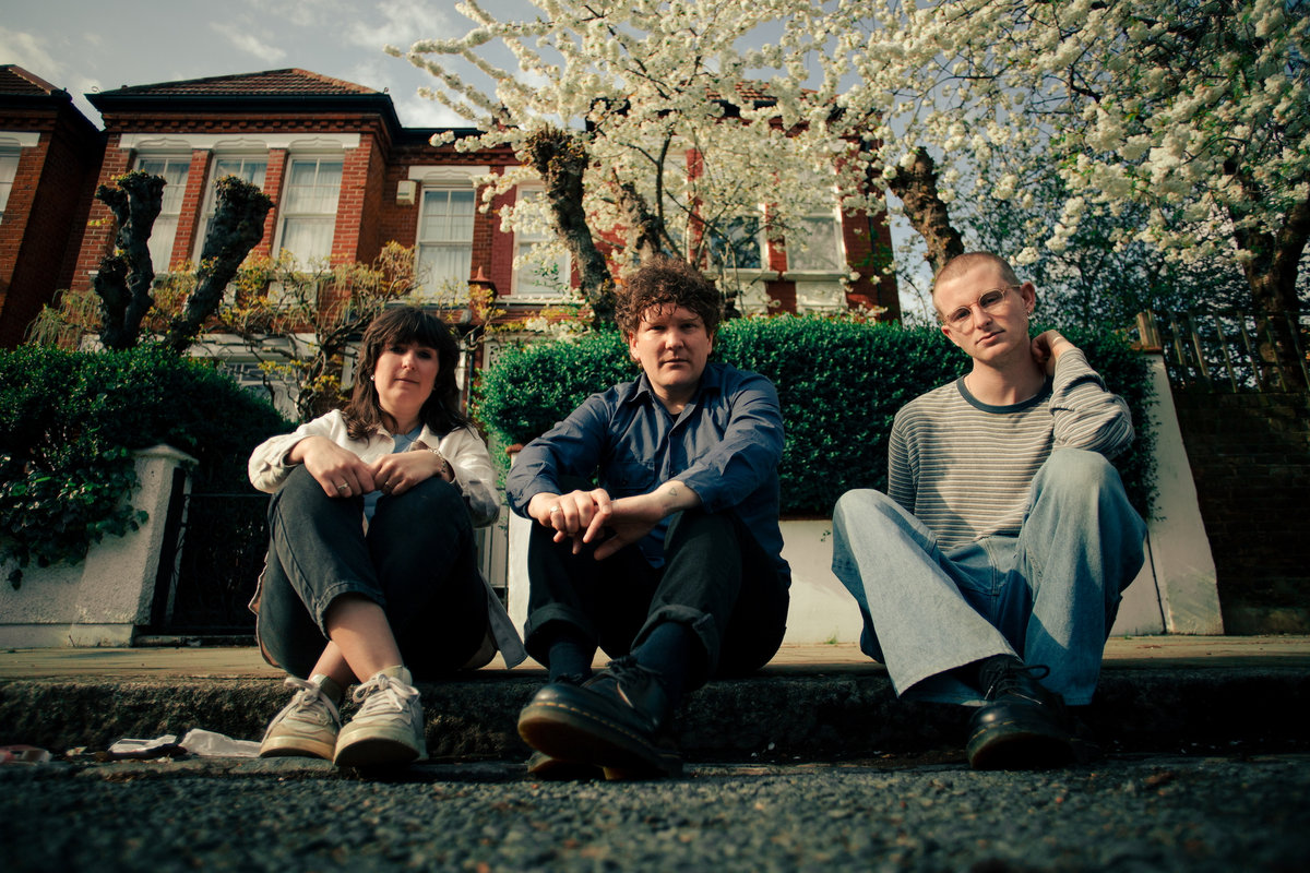 pbe archive vol. 1 | Pale Blue Eyes