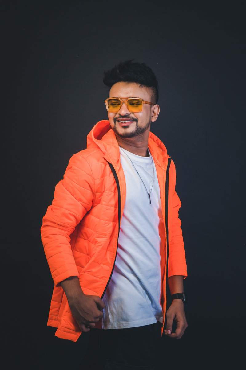 DJ AYUSH J & FRIENDS - YEAR END ALBUM - THE ALBUM | DJ Ayush J ...