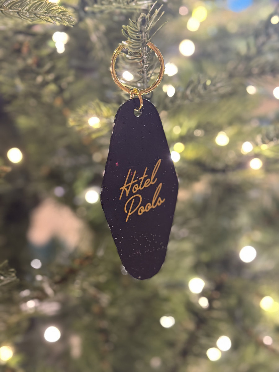 HP Beach Club Keychain Round #13 | Hotel Pools