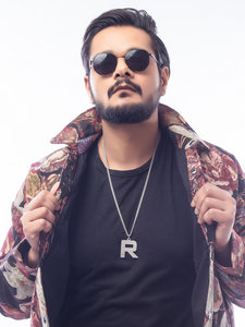 Music | DJ Ravish
