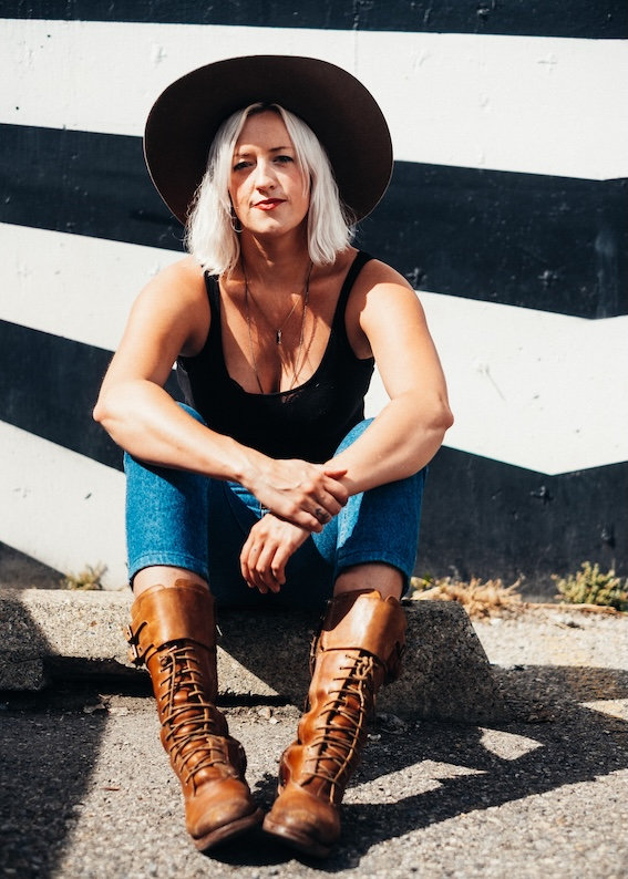 Mountain Standard Time | Justine Vandergrift