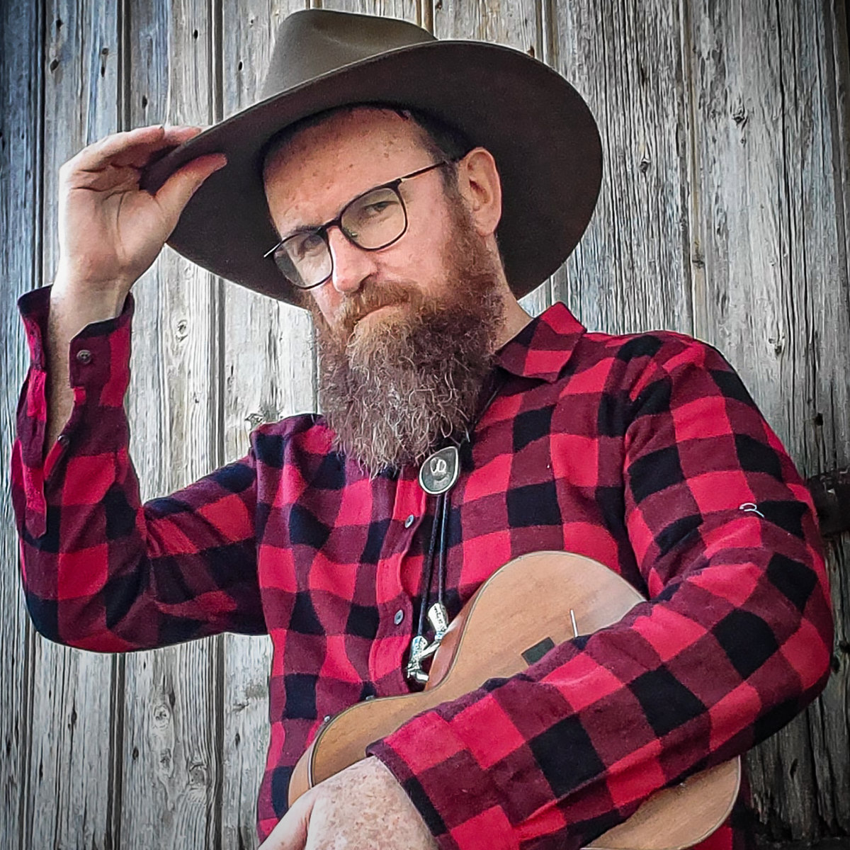 Australia's 2nd Best Busker | Woody Campfire