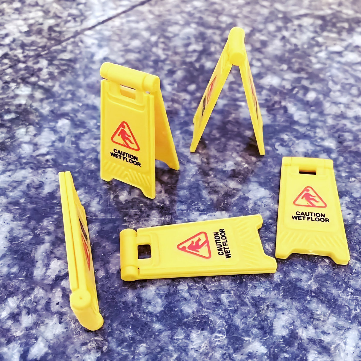 Jungle River Bubbles Caution Wet Floor Miniature Warning sign (6 pack ...