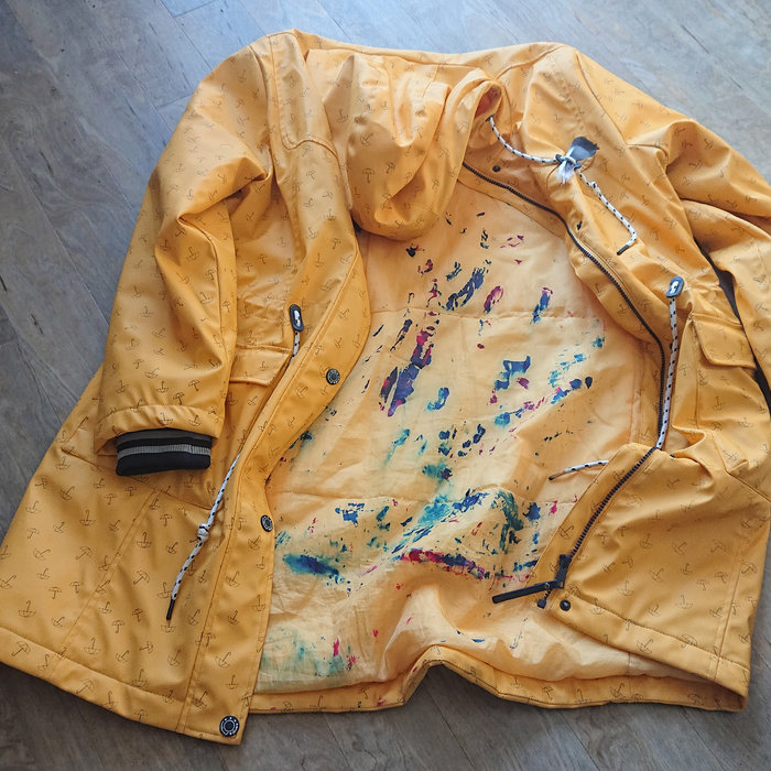Friendly Yellow Paint Coat | FabiKon