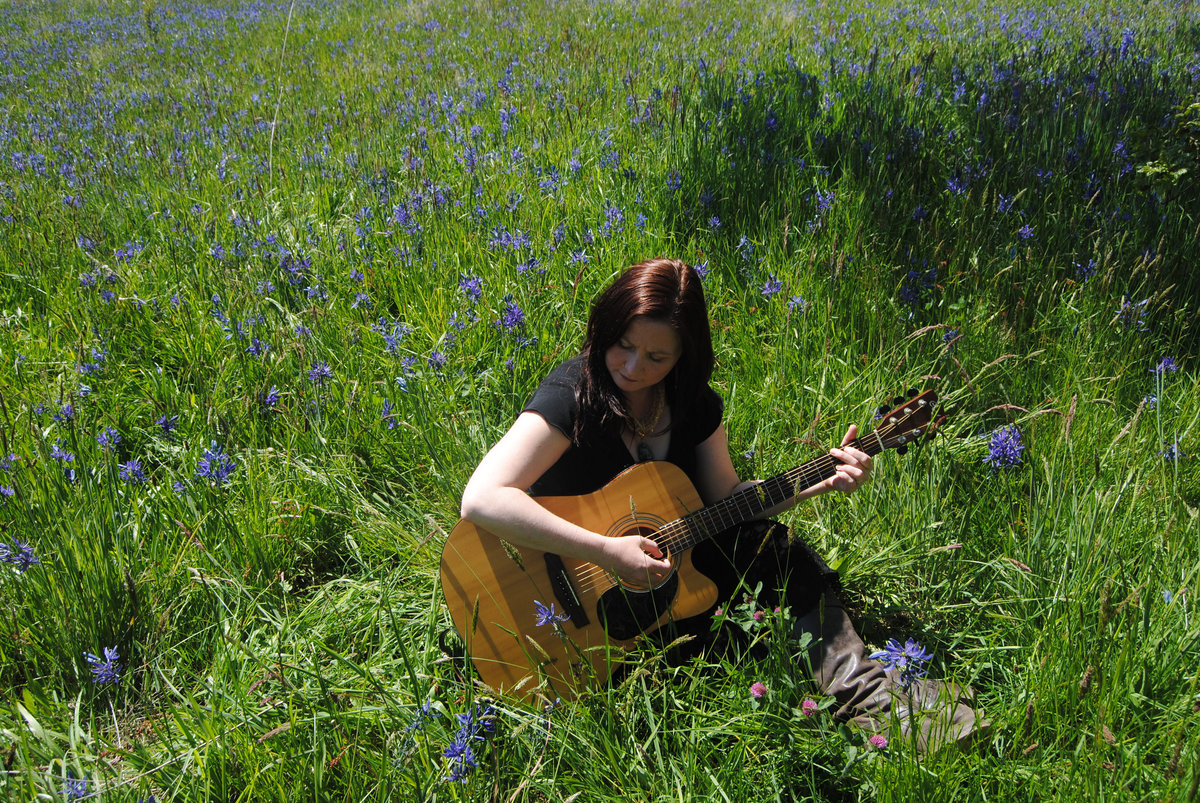 Hummingbird | Renata: Songs of the Heart