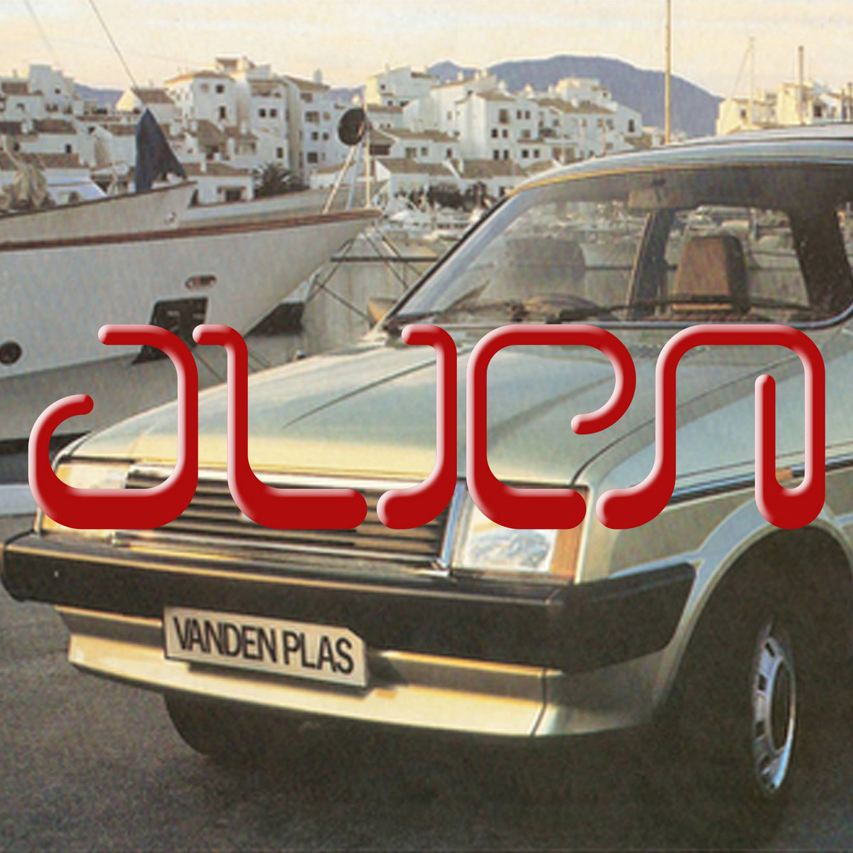 Gold Austin Metro Vanden Plas | Alien