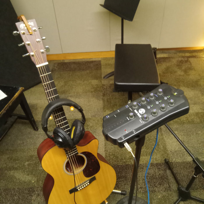 4 Folks On Tap | Charlie Tea