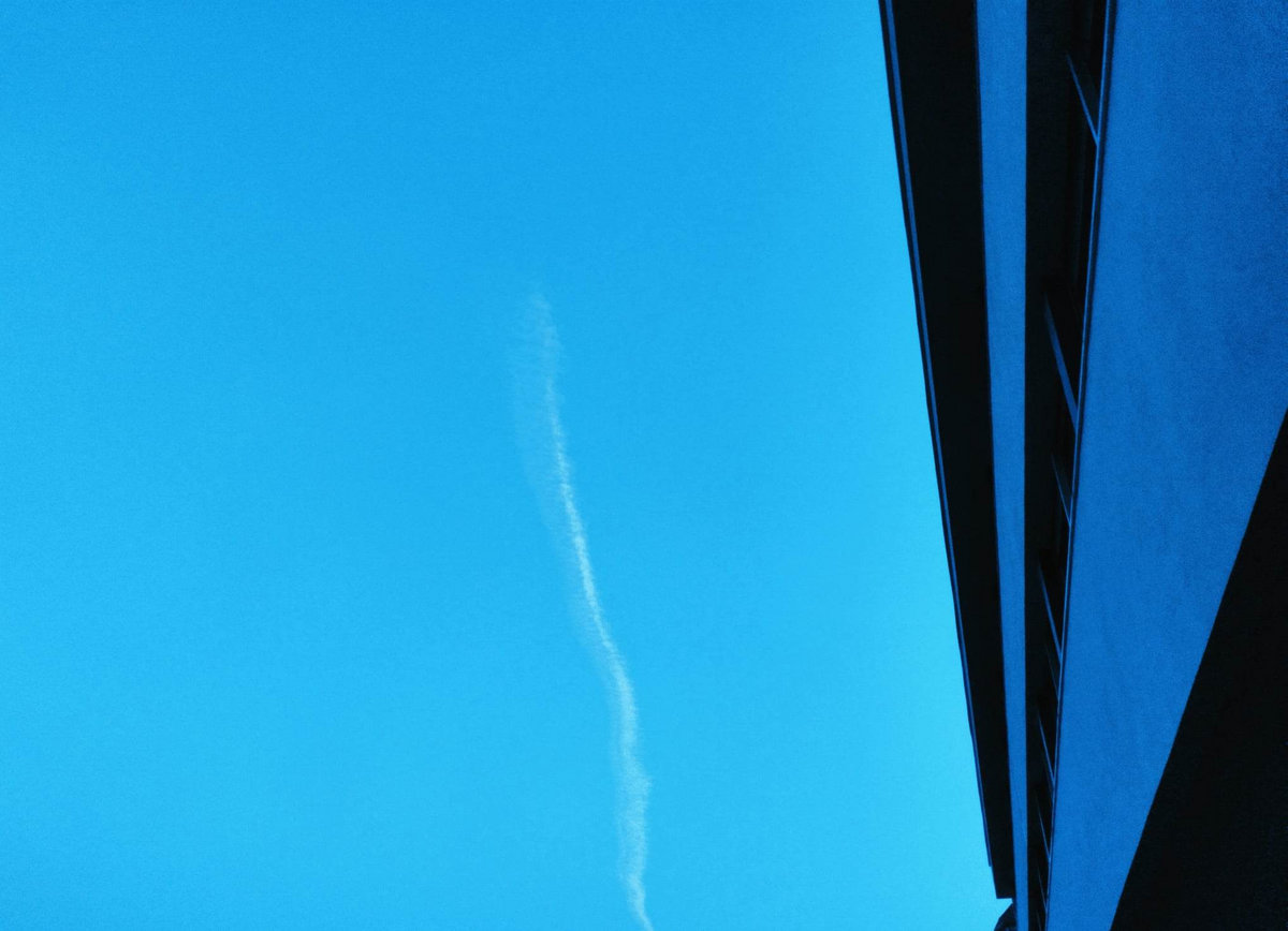 Neon Reflections | Wet Basement (Davide Tonini)