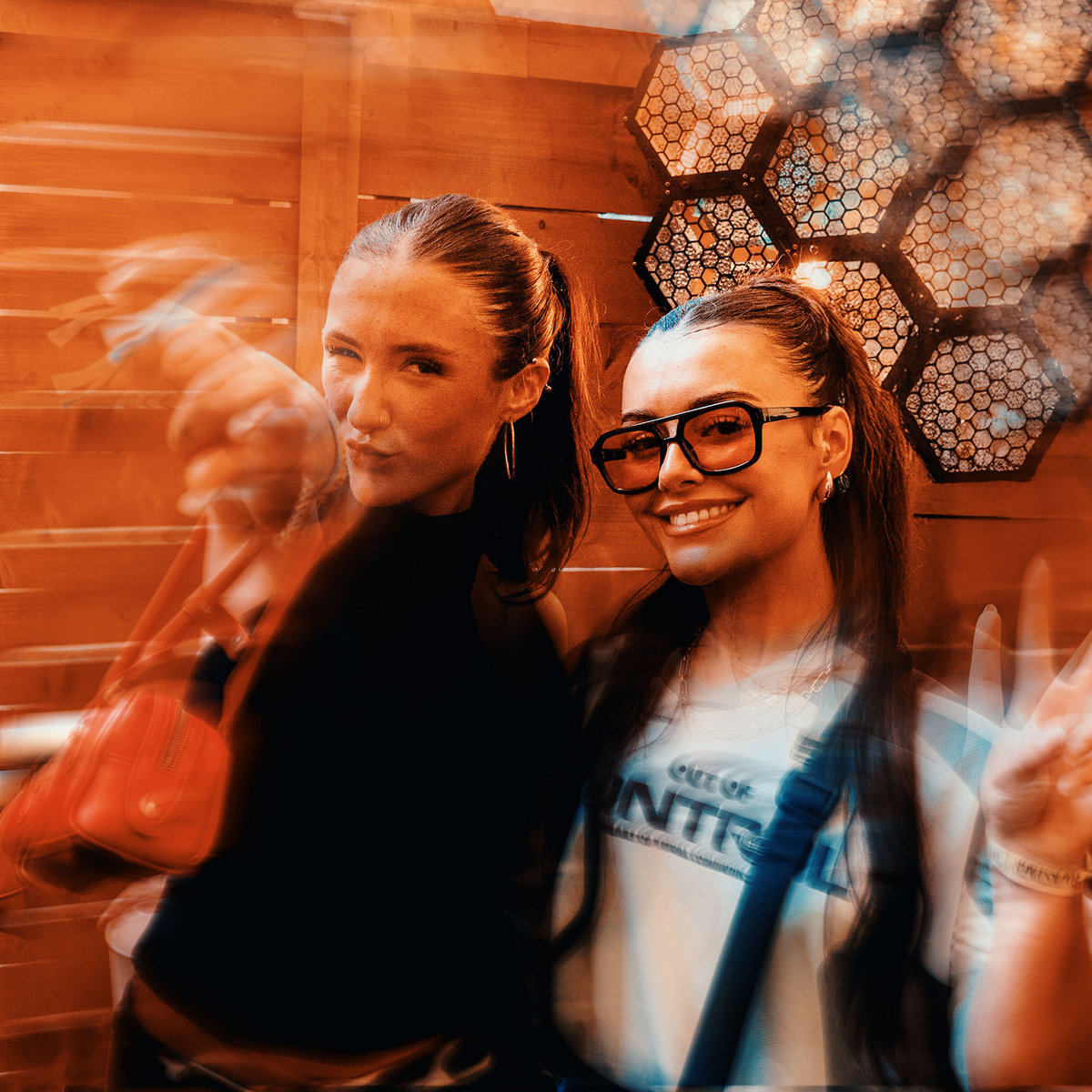 Disconnect My Mind | Ellia Jaya, Poppy Wright | Three Six Zero Recordings