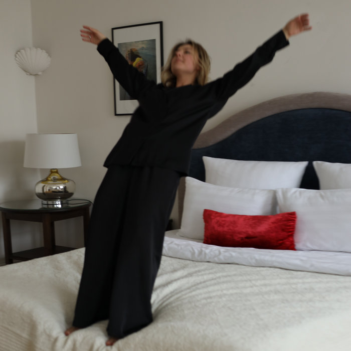 Парашют | IVANKOVA | Navigator Records