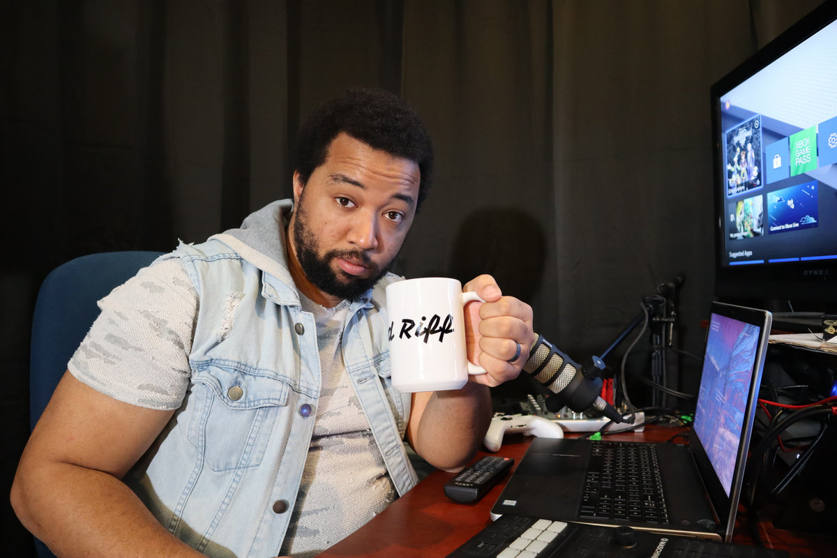 Ez core Demos | Larry Ivy