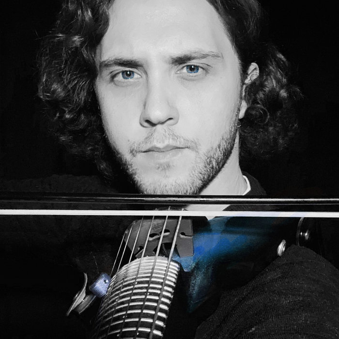 Andrew Frankel is a Singing Electric Fiddler | Andrew Frankel