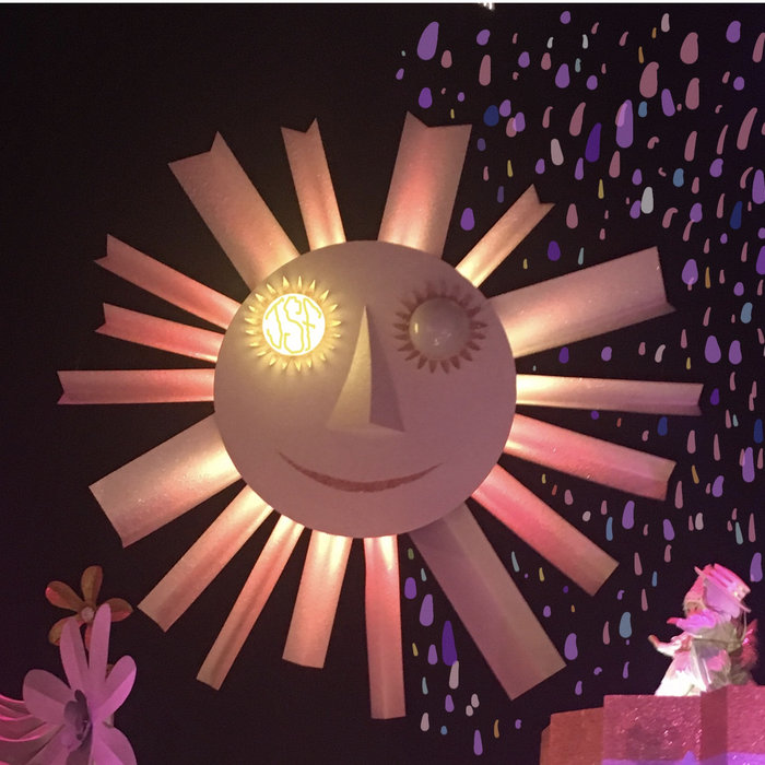 ONE. EYED. SUN. | Je Suis France