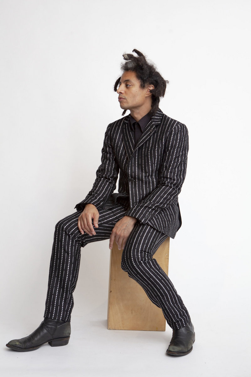 José James - Black Orpheus [BLACK is BLACK extended N.Y. mix] | BLACK ...