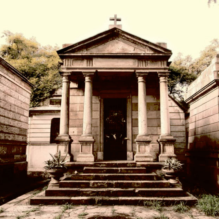 The Tomb by HP Lovecraft | Ray McNamara Music